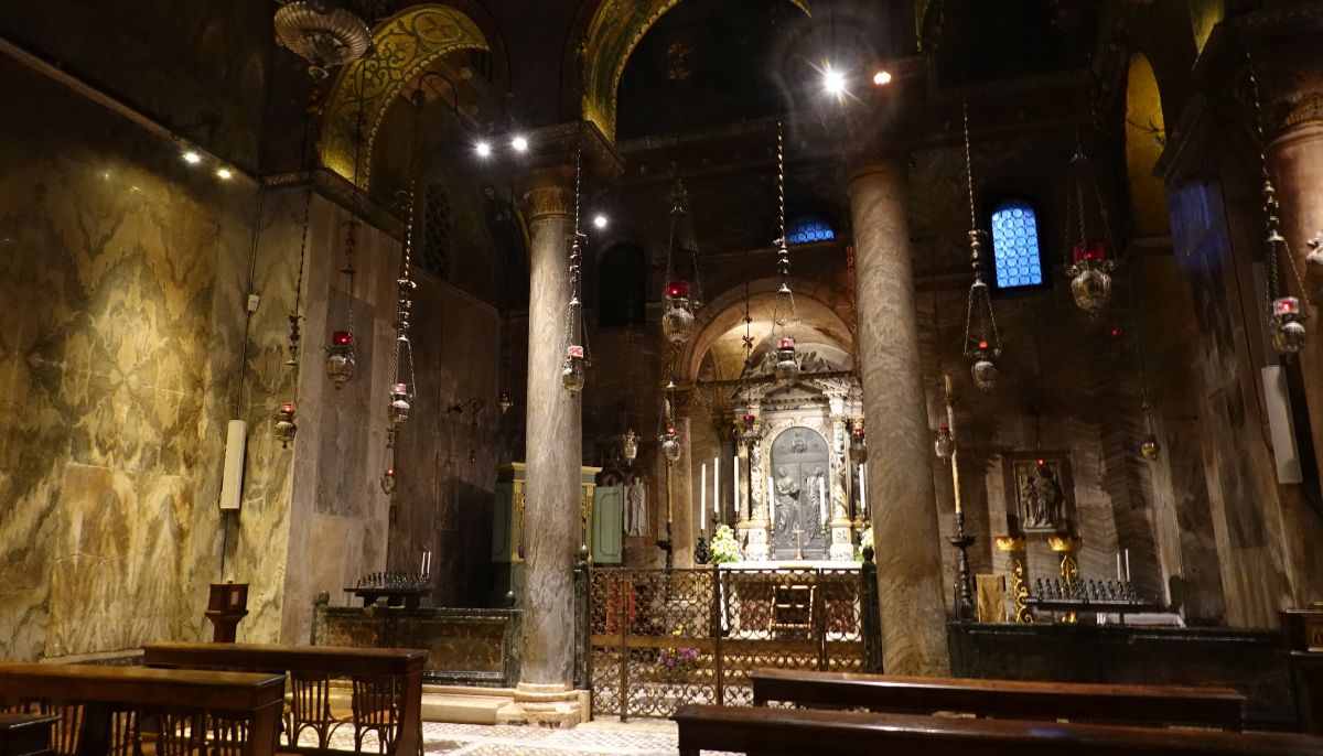 Is Alexander the Great Buried in St. Mark's Cathedral?